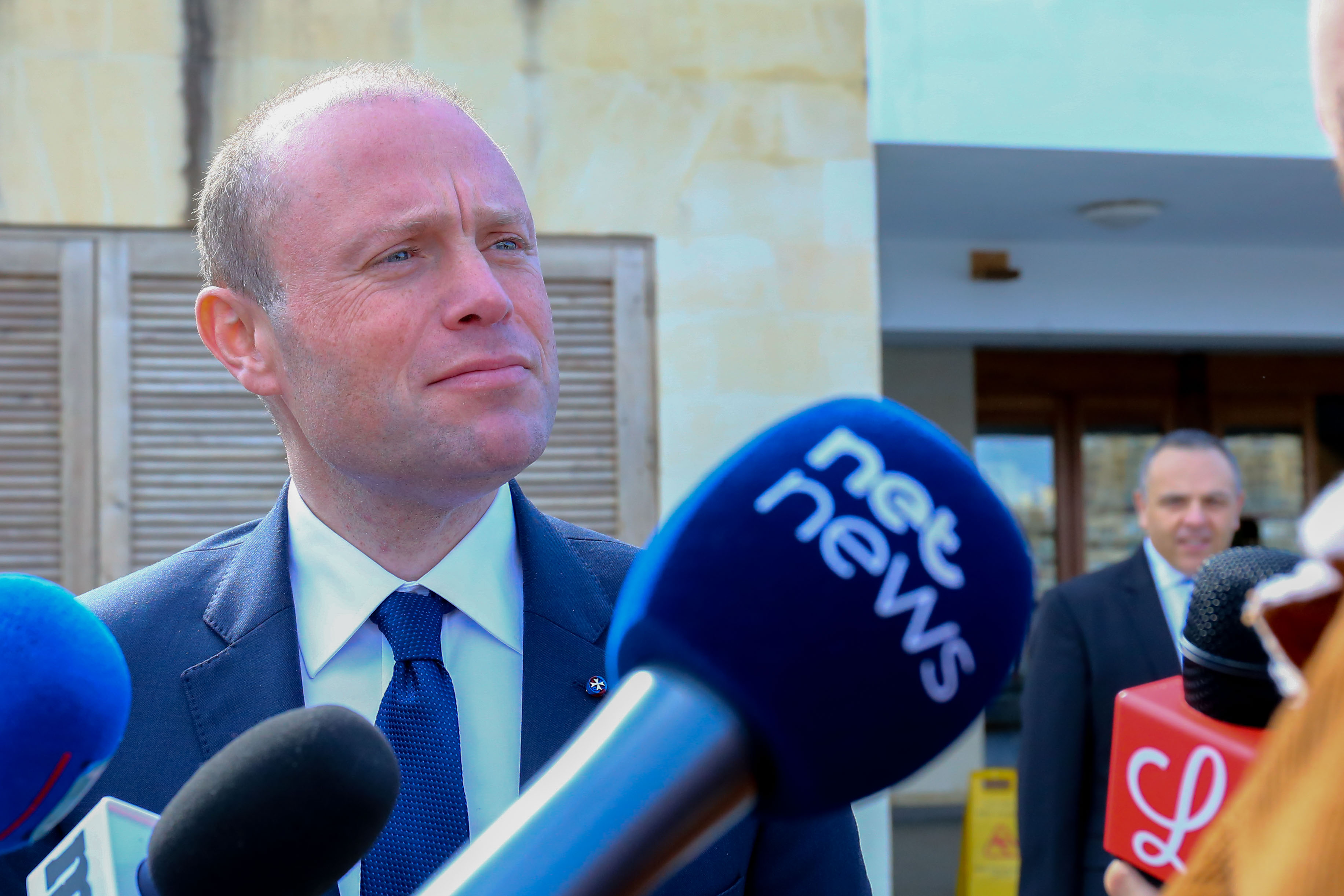 Joseph Muscat ma' jiċħadx li Konrad Mizzi daħal fil-ġlieda għal ...